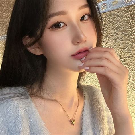 Bambi Ju Threads Say More