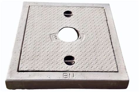 Square Manhole Cover Centre Hole At ₹ 1600set Rcc Manhole Cover In