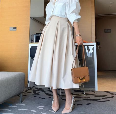 디어에이치 바스락 볼륨 핀턱 훌 A라인 플레어 햅번 롱 스커트 빅사이즈