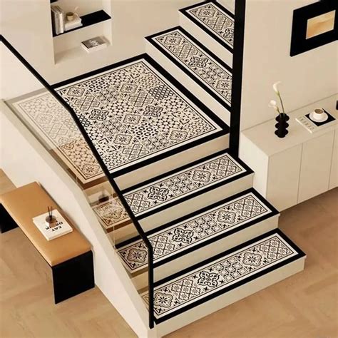 زیباترین و شیک‌ترین مدل های راه پله طراحی های مدرن و آنتیک جهت زیباسازی پله