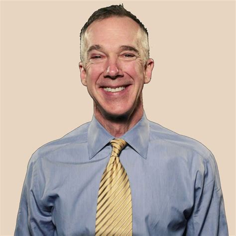 Wu Yee Nồng Nhiệt Chào đón Mark Ryle Làm Tổng Giám đốc điều Hành Tạm Thời Dịch Vụ Trẻ Em Wu Yee