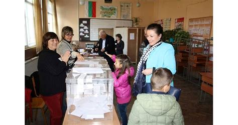 Десислава Танева Гласувах за развитие на България и за подобряване условията на живот на хората