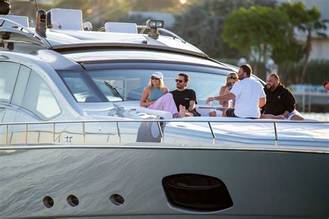 Sofia Richie Alexa Dellanos Areola Peeks 38 Photos Pinayflixx Mega