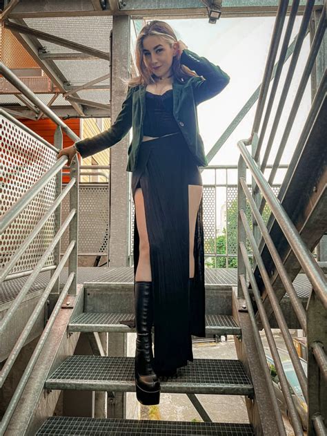 Emma Beziaud Emash Rcelebrityboots