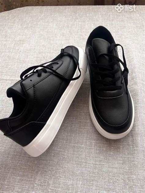 Կեդ տղամարդու նոր Բոթասներ և կեդեր List Am