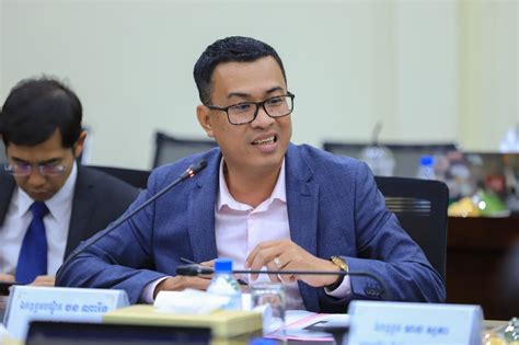 ឯកឧត្តម ហេង សួរ និងឯកឧត្តម ហែម វណ្ណឌី