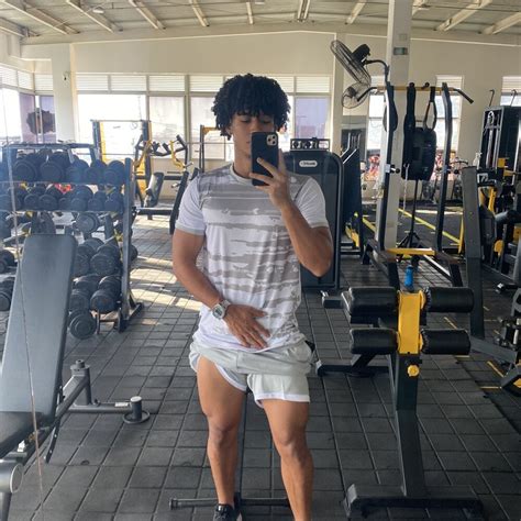 Modelo Webcam Hotboy Andreu Chat Show De Sexo En Vivo Stripchat