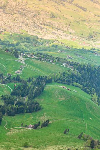 리 기 쿨 름 루 체 른 스위스 알프스와 위에 녹색 잔디 필드 눈 마운틴 뷰는 경관에 대한 스톡 사진 및 기타 이미지 경관