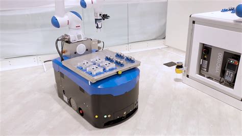 Automatic Loading And Unloading With Cobot Yaskawa