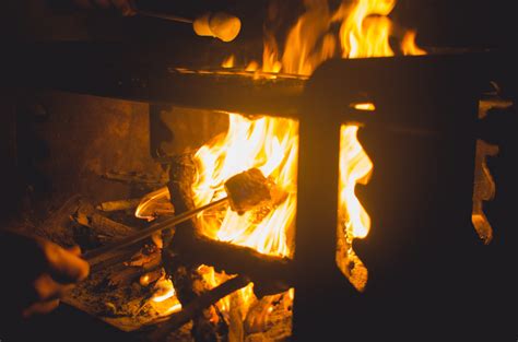 무료 이미지 불꽃 어둠 캠프 불 모닥불 4928x3264 8324 무료 이미지 Pxhere