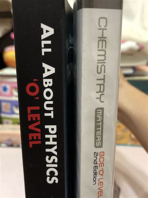 Chemistry And Physics Textbooks Hobbies And Toys Books And Magazines Textbooks On Carousell