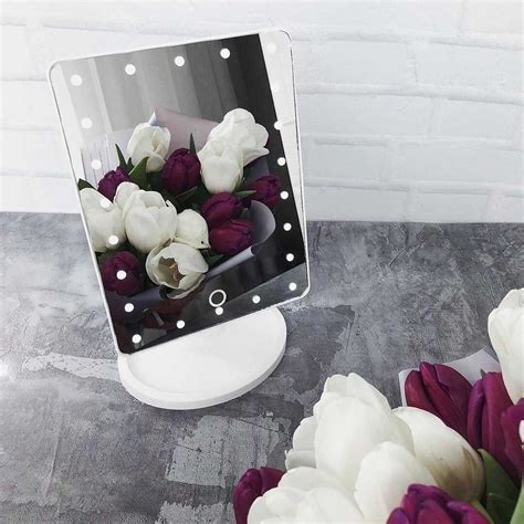 Сенсорне настільне дзеркало з підсвічуванням для макіяжу зеркало Led 230 грн Дзеркала для