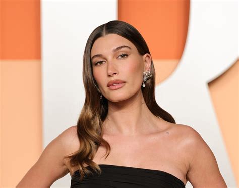 Hailey Bieber Prodala Svoj Uspješan Beauty Brend Rhode Za Nevjerojatan