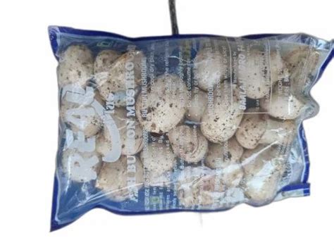 Button Mushroom Spawn Packaging Type Packet Rich At ₹ 200 Packet In