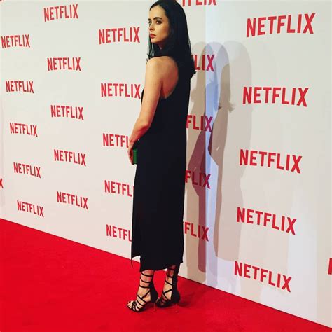 Krysten Ritter Feetforum