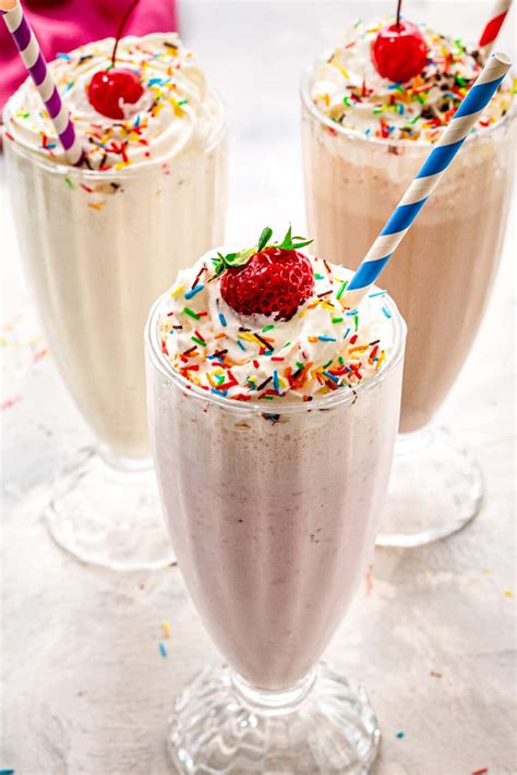 How To Make A Milkshake 3 Flavors Julies Eats And Treats