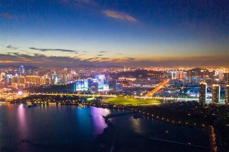 被央视点赞的青岛西海岸新区夜景，美成了这样唐岛