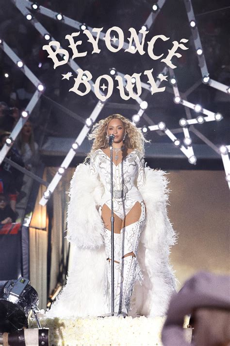 Beyonce Bowl Logo