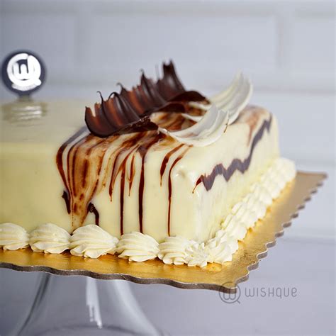 White Chocolate Fudge Dessert Cake Wishque Signature Cakes Wishque