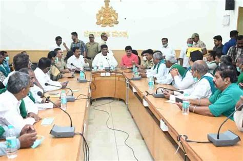 ರೈತರೊಂದಿಗೆ ಸಂಧಾನ ಸಫಲ ಕೇಂದ್ರ ಸಚಿವ ಅಮಿತ್ ಶಾರ ಭೇಟಿ ಮಾಡಿಸುವುದಾಗಿ ಸಚಿವ ಕೆ ಗೋಪಾಲಯ್ಯ ಭರವಸೆ