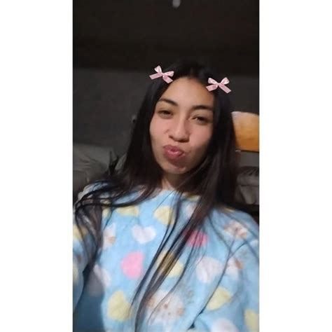 Y Ahora Como Le Hago Con El Frío Si Toda Mi Ropa Son Puros Tops😭😭😭😭