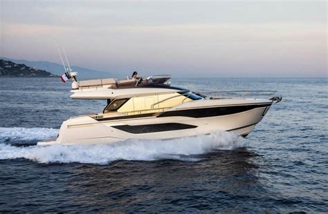 Prestige F4 Motor Yacht For Sale