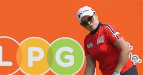 포토 장하나 신중한 시작