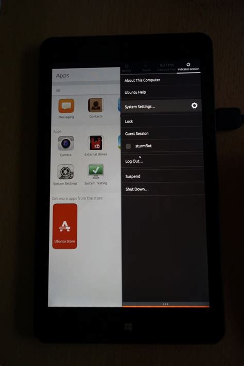 ubuntu 15 10 with unity 8 and linux kernel 4 0 runs on a lenovo tablet
