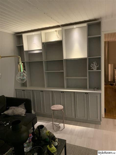 Platsbyggd Bokhylla Hemma Hos Markusthyddethydell
