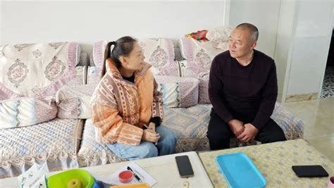 孪井滩生态移民示范区 社会救助和社会福利 嘉尔嘎勒赛汉镇：聚焦群众“心头事”化解百姓“办证难”