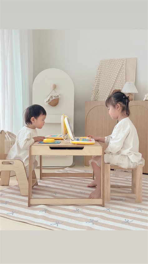 김은지 광고 티블레스 체험단리뷰 솔직후기 티블레스 릴리 머스크 화이트티 바디워시 로 샤워하면 화장실이 포근한 플로럴 머스크향으로 가득차요 샤워 후에는 살결에 남는