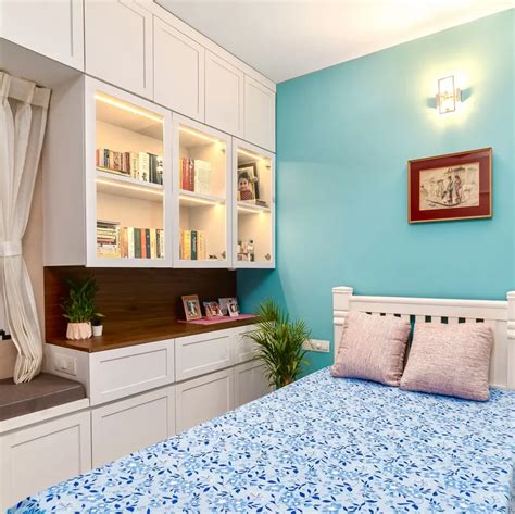 A Transitional Theme That Blends Traditional Patterns Prints And Colours To Create A Warm