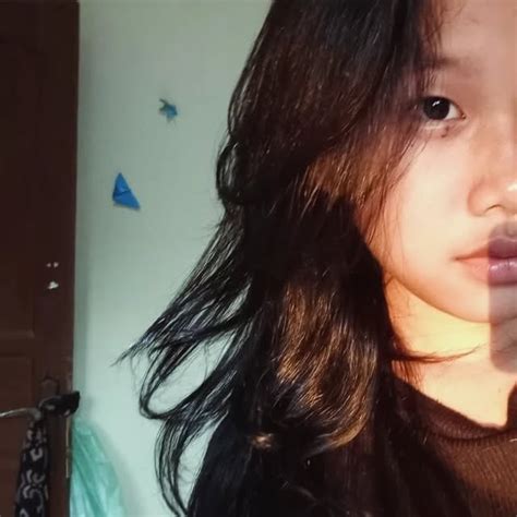 Allyy Llyy • Threads Say More