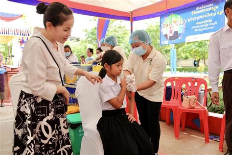 ក្រសួងសុខាភិបាលកម្ពុជាដាក់បញ្ចូលថ្នាំបង្ការ«ជំងឺមហារីកមាត់ស្បូនដល់កុមារីដោយឥតគិតថ្លៃ សុីសុីថាមស៍