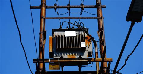 How Does A Traditional Overhead Line Fault Passage Indicator Work Safegrid