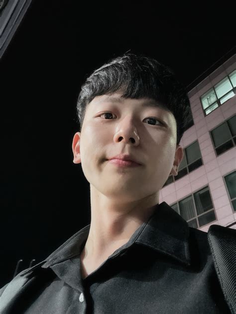 어린이날 기념으로 간만에 들어오기🤭 어린이 하고 싶은데 비 오니까 몸이 쑤시네 아 참 얘들아0명 마이쮸 신상 꽤 맛있다