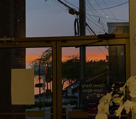 Mayas Ice Cream White Rock Bc