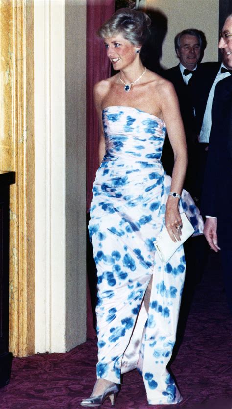 Princess Dianas 16 Best Fashion Moments