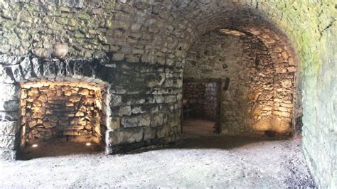 Découvrir le Four à Chaux grandorb fr