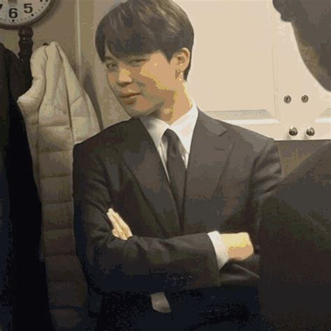Bts Jimin Gif Bts Jimin Spongebob Discover And Share Gifs