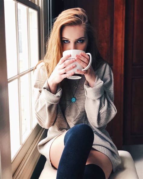 Sexy Thigh Highs Scrolller