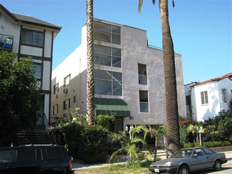 5707 Harold Way Los Angeles Ca 90028 Zillow