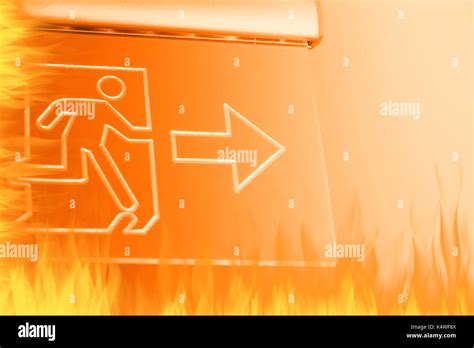 Fire Exit Sing Hi Res Stock Photography And Images Alamy