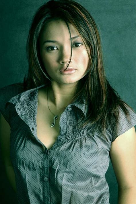 Photo Model Indonesia Majalah Popular Dewasafoto Artis Shela Bispak