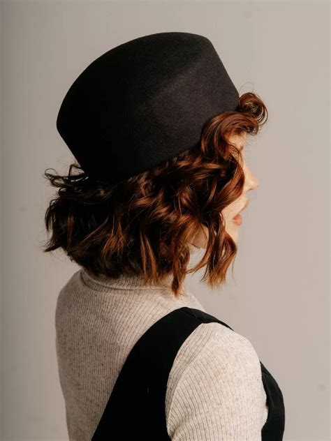 Женские шляпы таблетка — купить по низкой цене на Яндекс Маркете