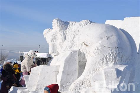 ФОТО “Мазаалай“ мөсөн цогцолбор энэ сарын 28 ныг дуустал иргэдэд нээлттэй байна