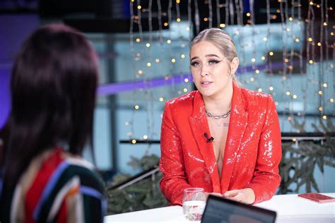 Delfi Premjera Monika Marija Pristato Naują „eurovizinę“ Dainą „if I