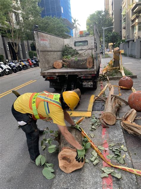 臺北市政府環境保護局 新聞稿 北市環保局災後總動員 力拚恢復完成市容環境