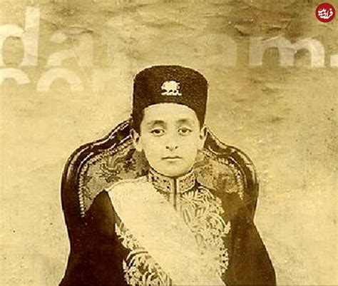 عکس جشن تولد فرزند کوچک مظفرالدین‌شاه در حرمسرای قاجار