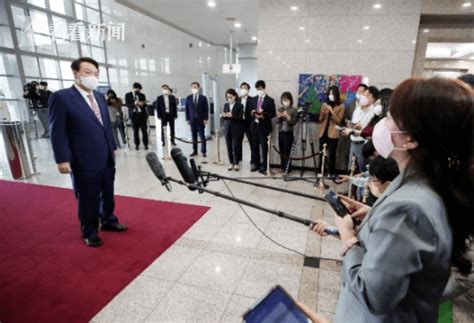 韩国就尹锡悦“爆粗”向美解释 美方回应：不是问题相关美国纽约韩方